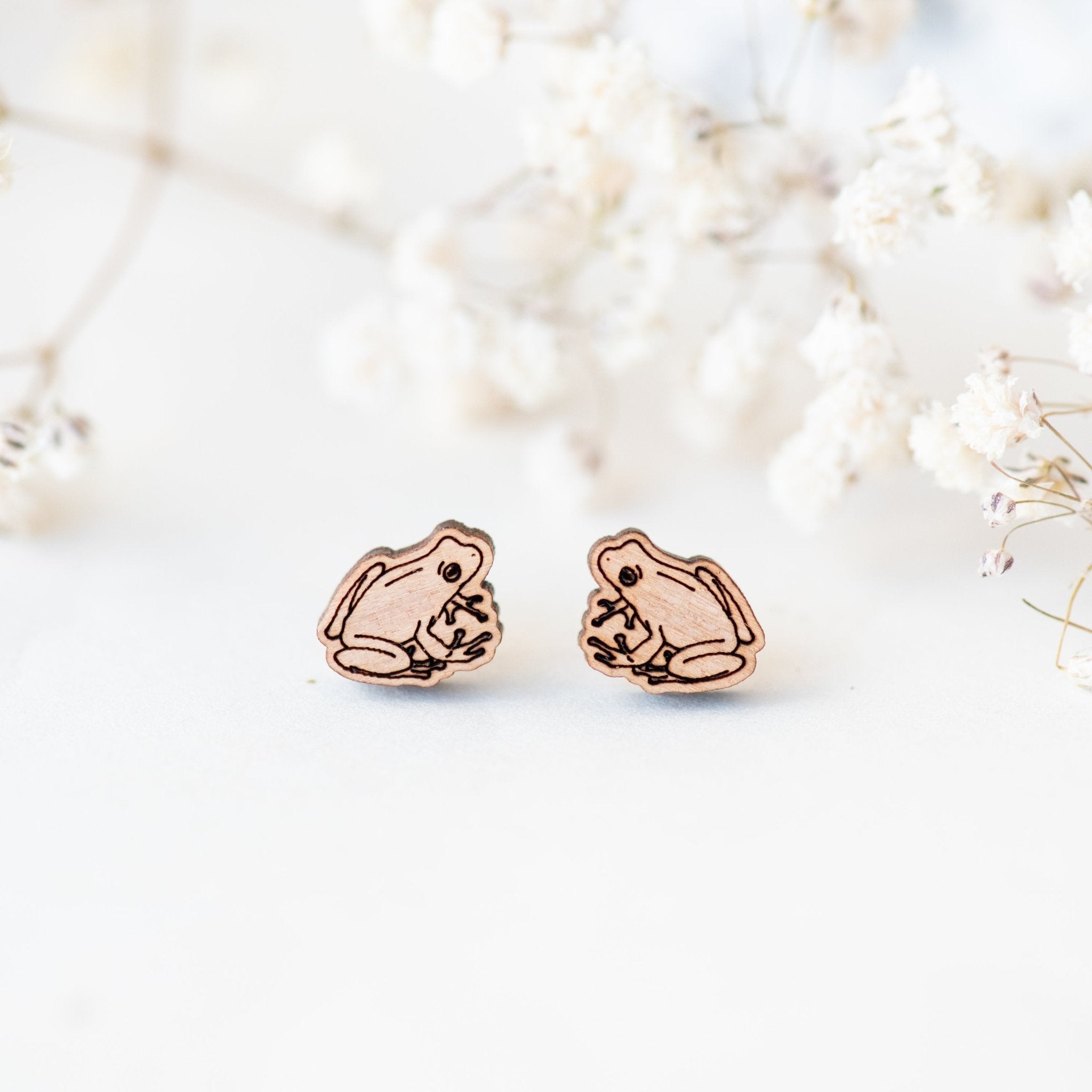 Frog Cherry Wood Stud Earrings - EL10072 – Robin Valley Official Store
